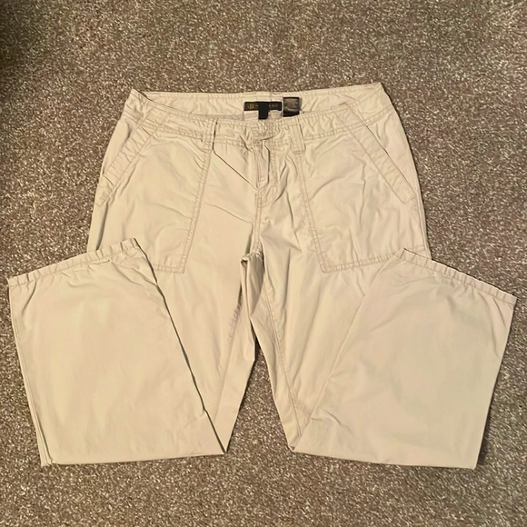 Pants & Jumpsuits | Outback Red Thin Khaki Cargo Like Pants | Poshmark